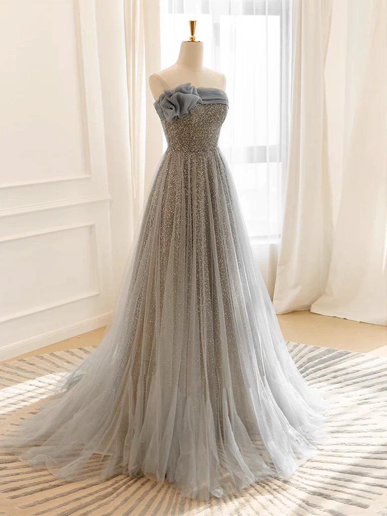 Elegant Silver Evening Gown on Luulla