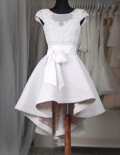 Round Neck Lace Short Prom Dresses on Luulla