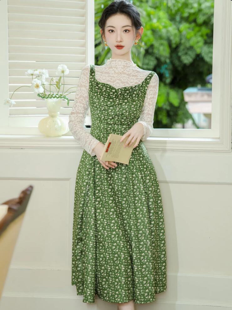 Vintage Cottagecore Lace Top With Green Floral Slip Casual Dress on Luulla